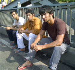 Reviewing the Reviews: Kai Po Che - MxMIndia