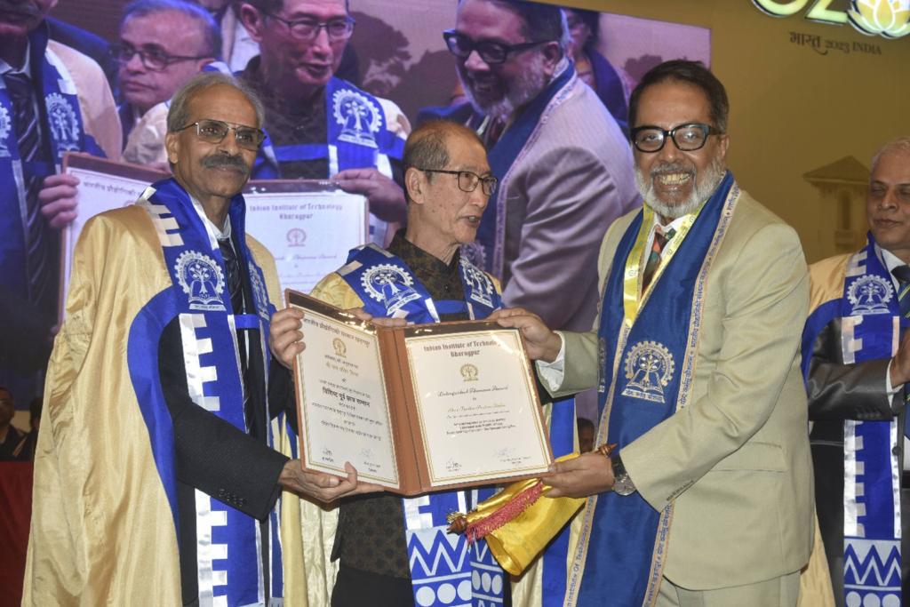 Partha Sinha wins the Distinguished Alumnus Award at IIT Kharagpur ...